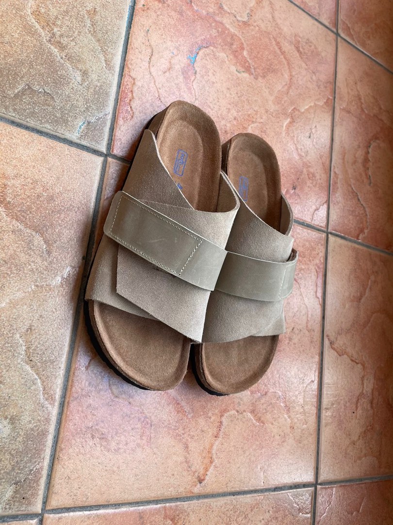 Birkenstock Boston Slides, Men's Fashion, Footwear, Flipflops and ...