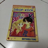 Buku komik DROP KICK 1, Serba Serbi, Others di Carousell