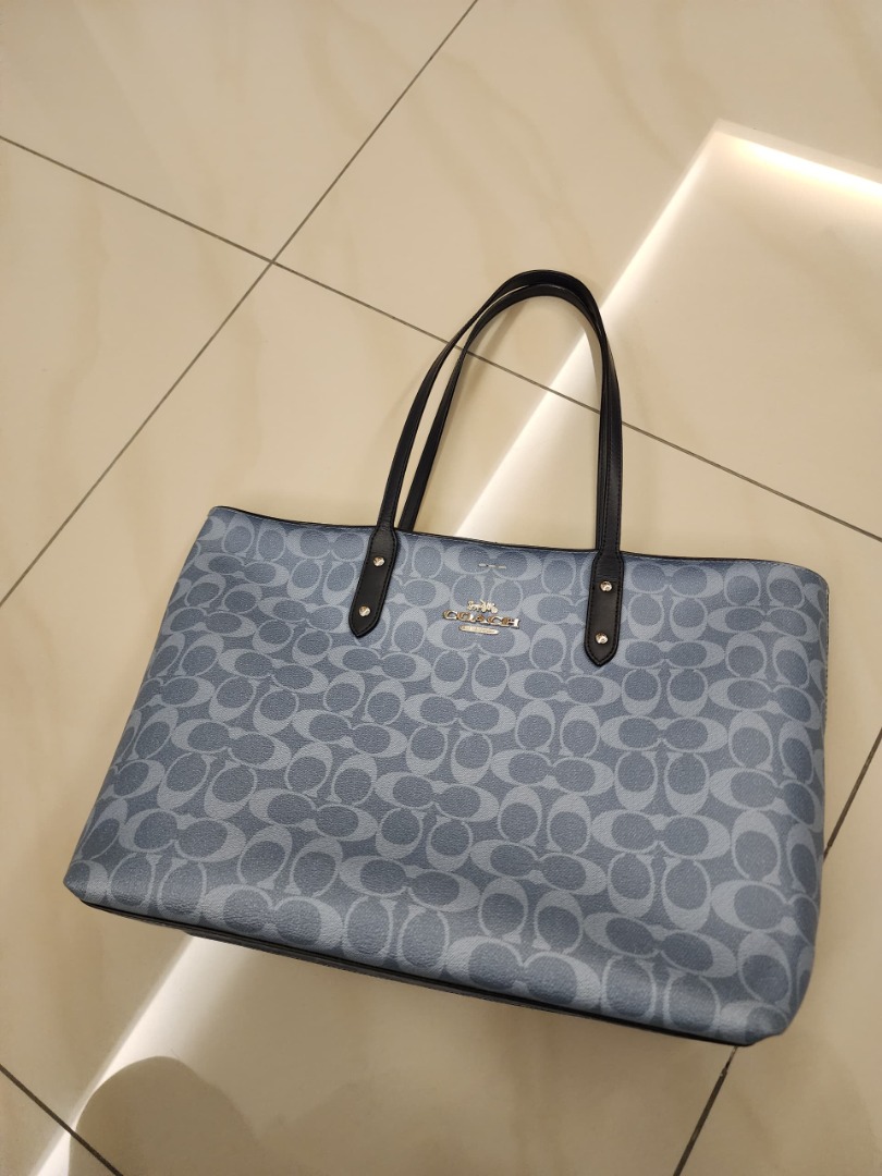 Coach Tote Bags Defect, Luxury, Bags & Wallets on Carousell