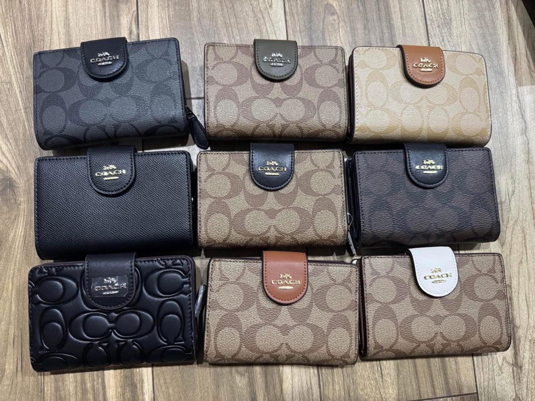 Coach Wallet, Women's Fashion, Bags & Wallets, Wallets & Card holders ...