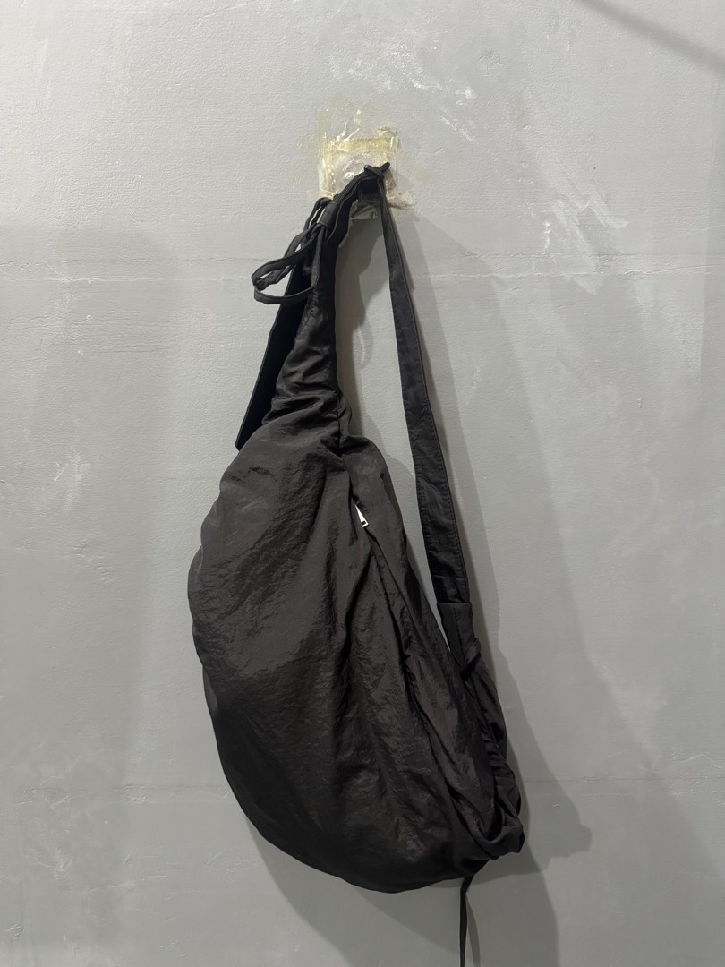 COS Puff Body Bag, Men's Fashion, Bags, Belt bags, Clutches and Pouches ...