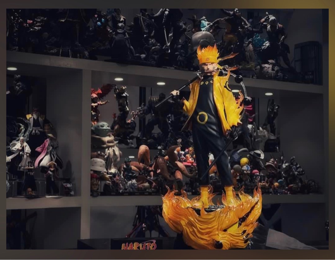 CW studio Naruto and C4 studio Sasuke, Hobbies & Toys, Memorabilia ...