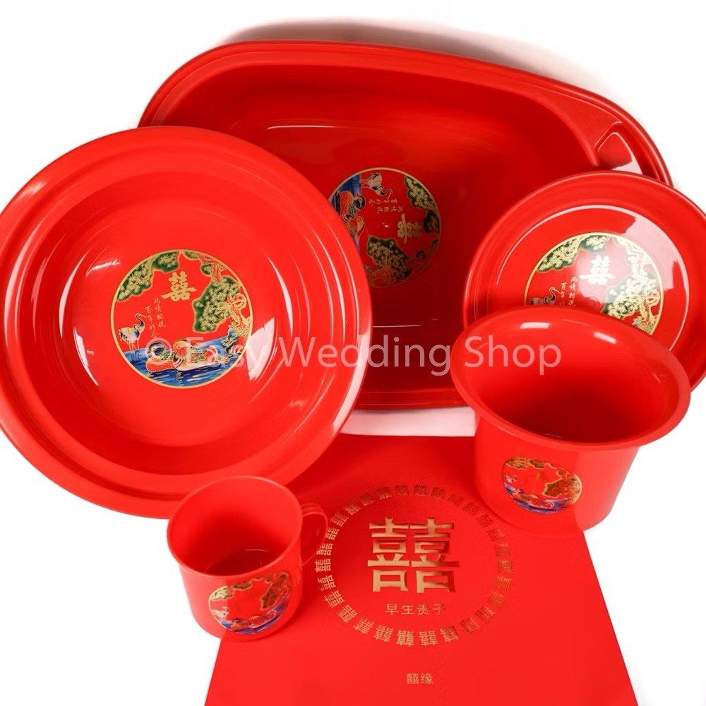 Descendant Pail 5 in 1 wedding, Everything Else on Carousell