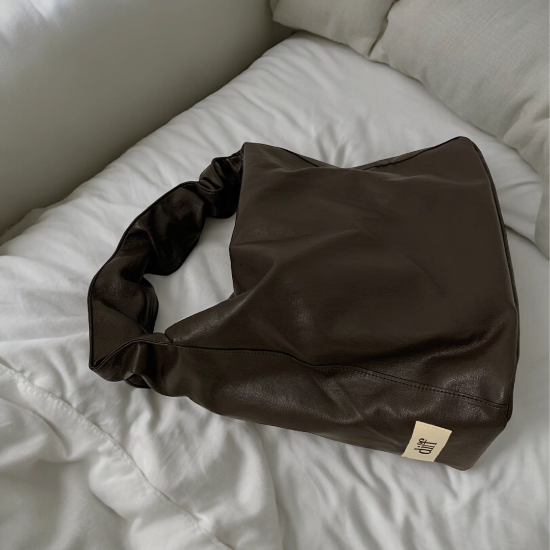 Diff Soft Bag, Women's Fashion, Bags & Wallets, Shoulder Bags on Carousell