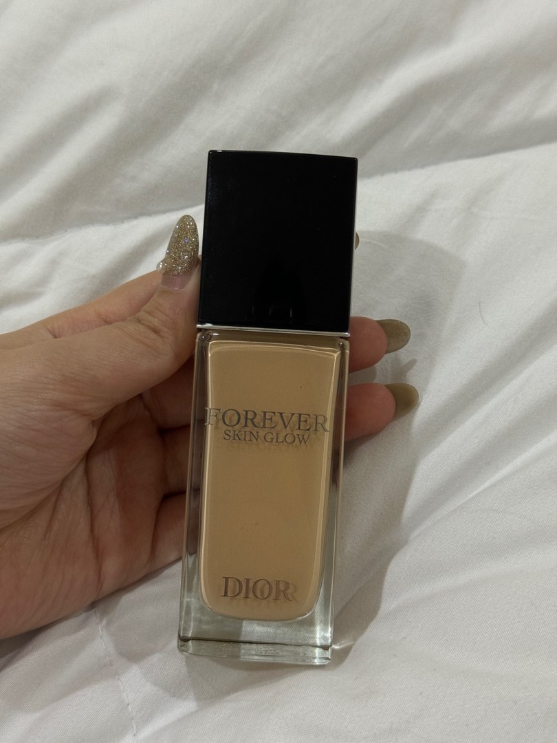 Dior Glow Foundation 1N, Beauty & Personal Care, Face, Makeup on Carousell