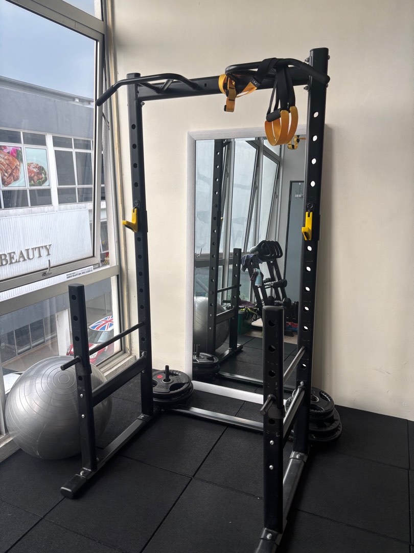 Gym power rack squat rack pull up bench press shoulder press, Sports ...