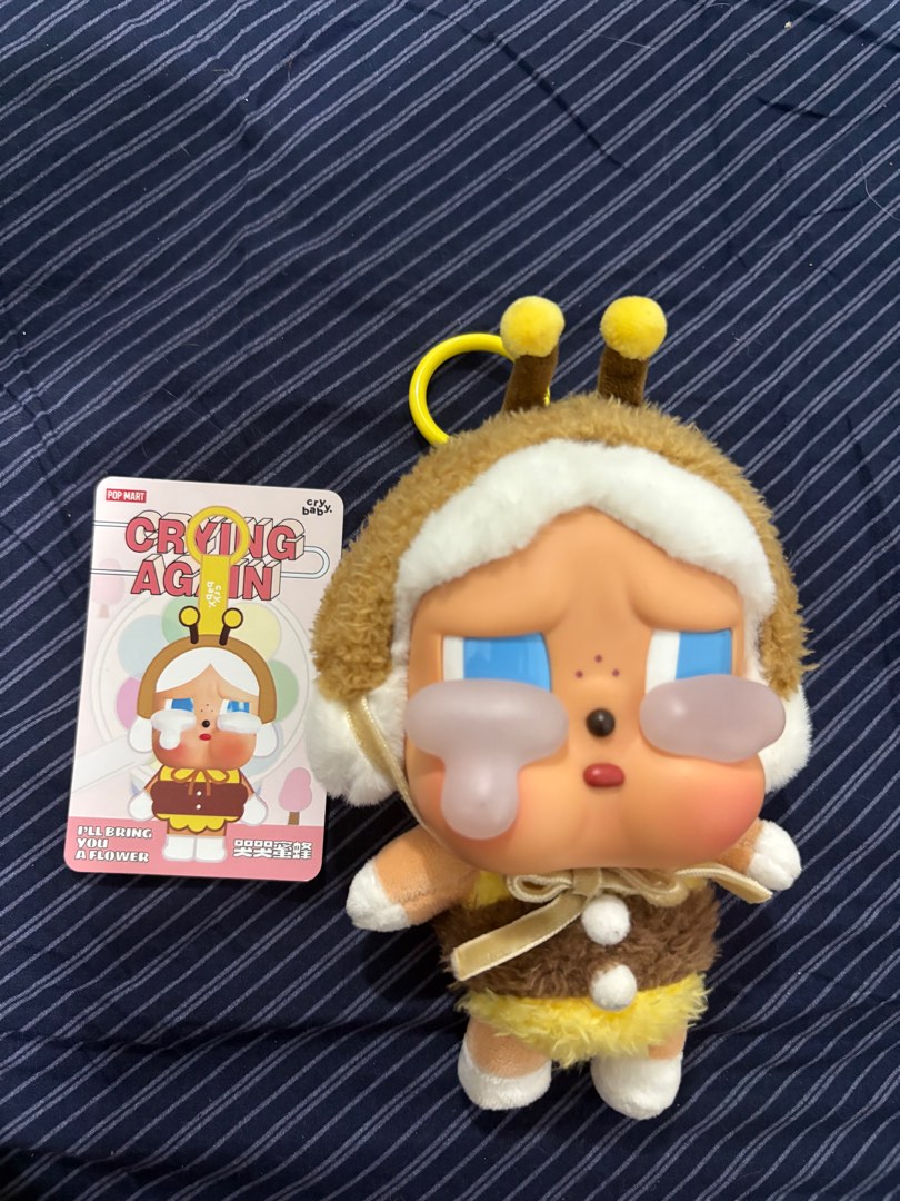 Keychain Popmart, Hobbies & Toys, Stationery & Craft, Other Stationery ...