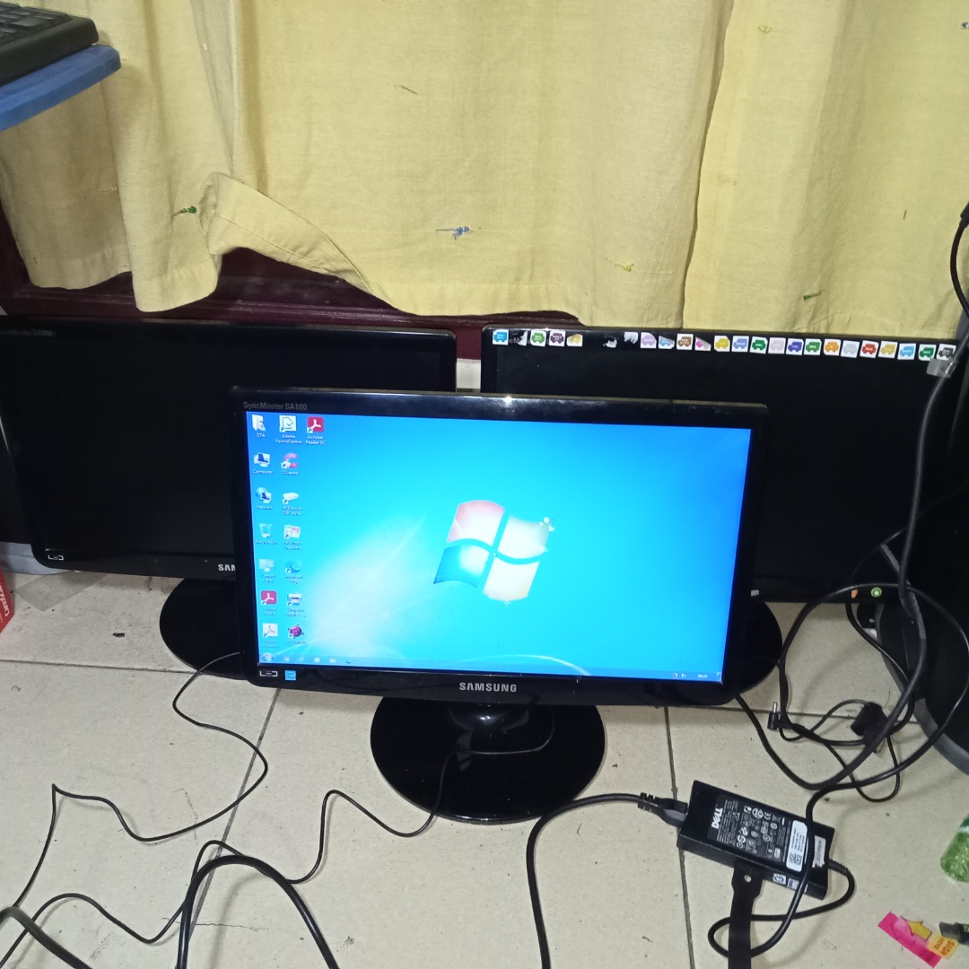 LED Monitor SAMSUNG SA100, Elektronik, Bagian Komputer & Aksesoris di ...