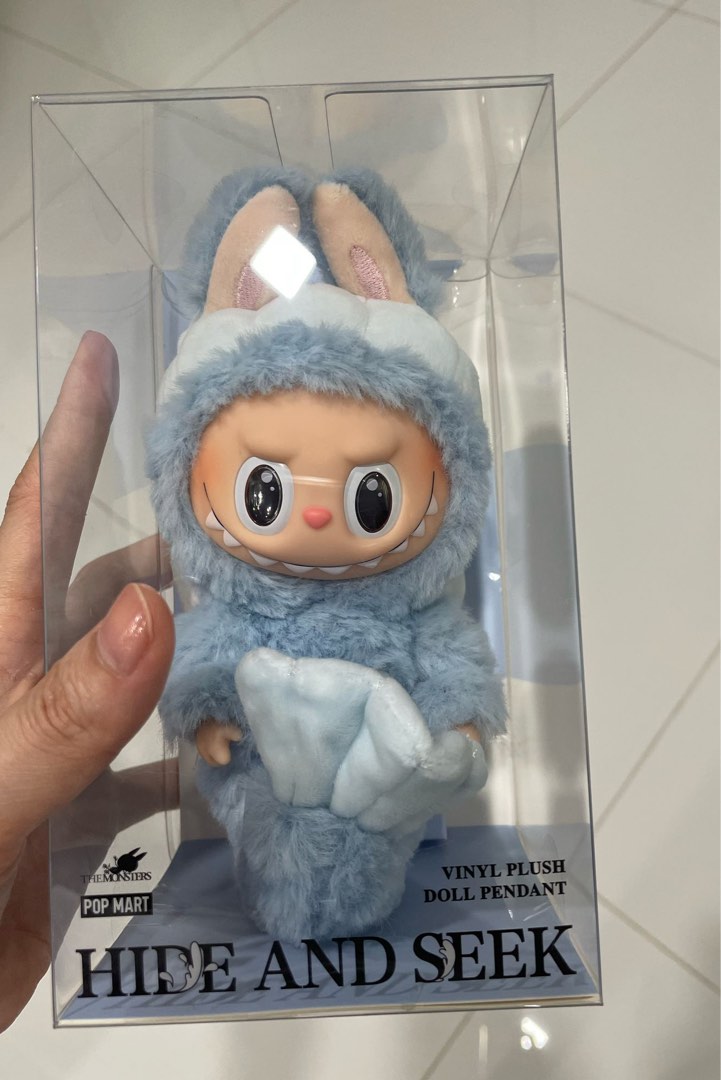 (New) Labubu hide and seek merbubu Merlion, Hobbies & Toys, Toys ...