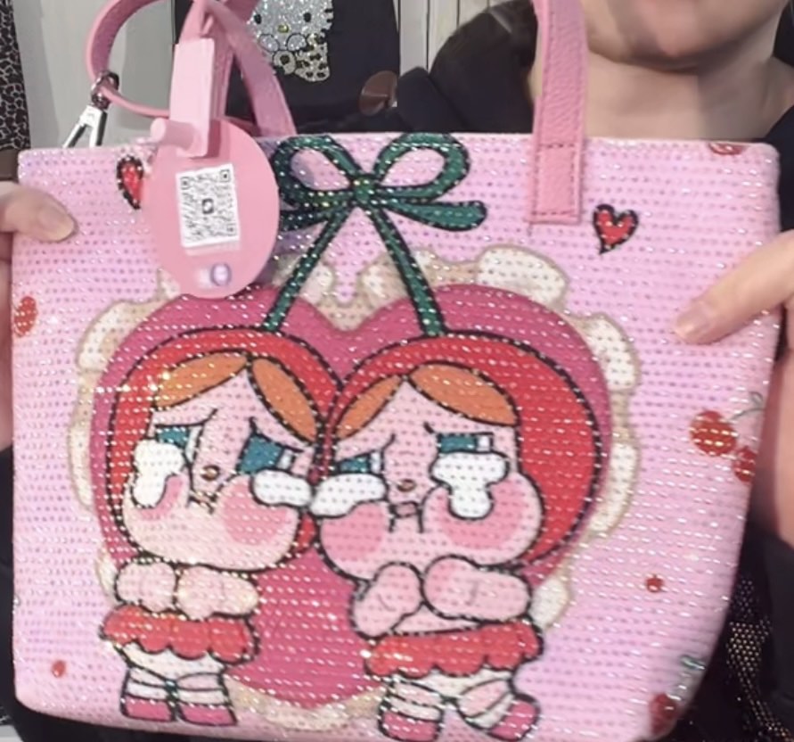 Popmart cry baby labubu bling bag , Women's Fashion, Bags & Wallets ...