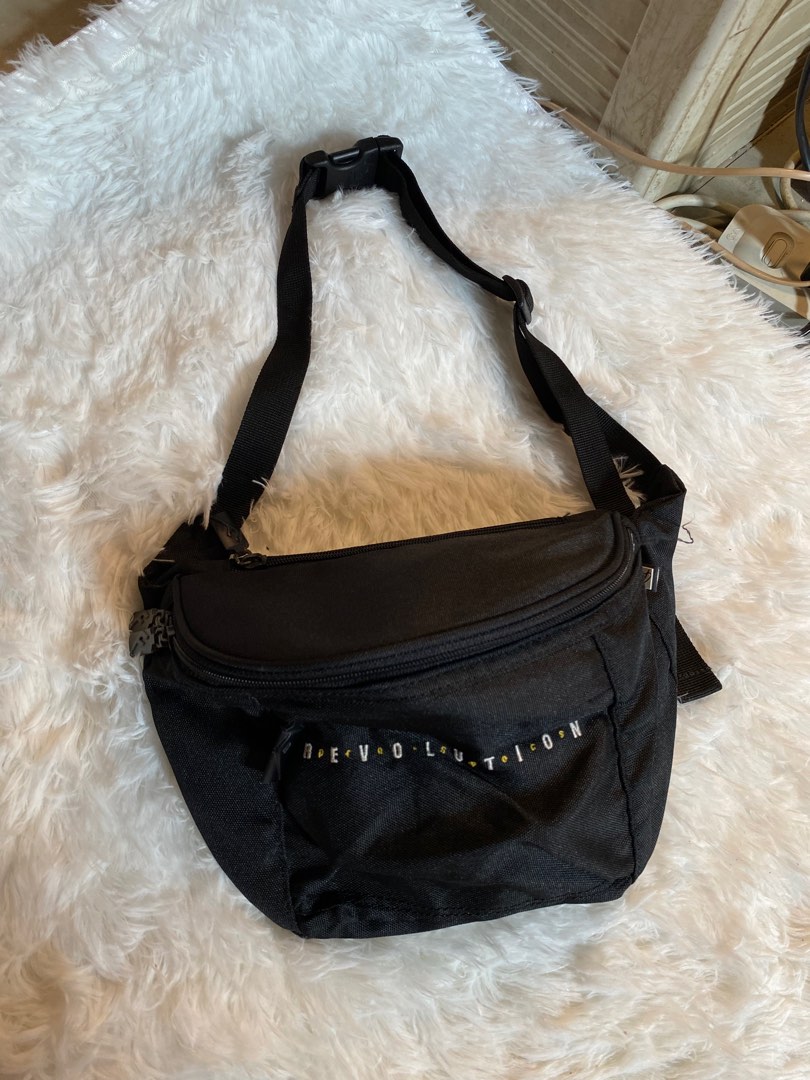 pro-specs belt bag, Men's Fashion, Bags, Sling Bags on Carousell