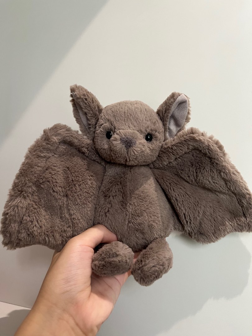 RARE jellycat bashful bat, Hobbies & Toys, Toys & Games on Carousell