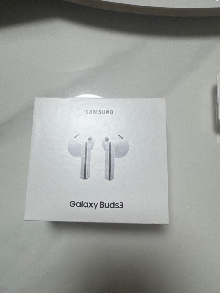 Samsung bud, Mobile Phones & Gadgets, Wearables & Smart Watches on ...