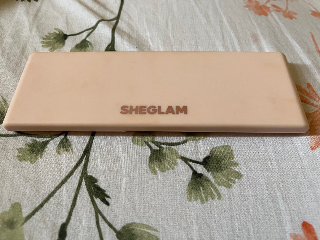 Sheglam Eyeshadow Palette Code Berry, Beauty & Personal Care, Face ...