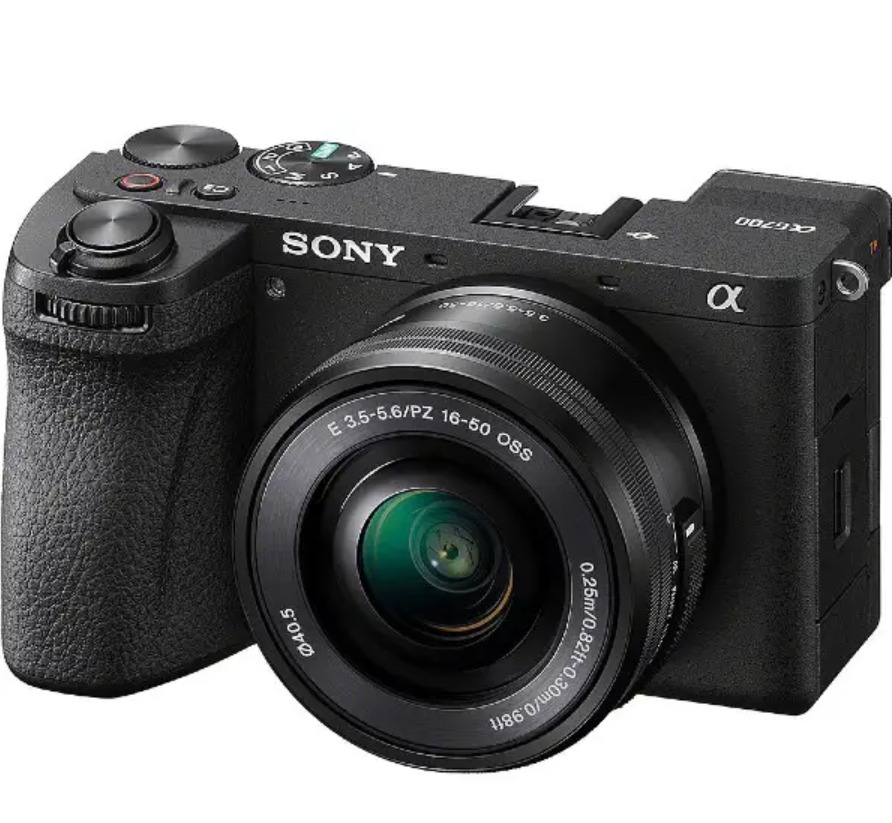 sony a6700 + kit lens + smallrig full cage and optional 15mm G 1.4 ...