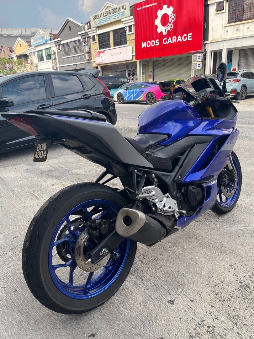 Yamaha R25 V2 2020, Motorbikes on Carousell