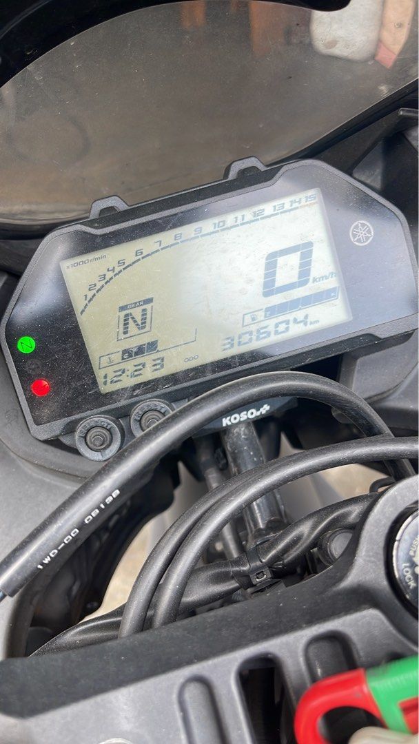 Yamaha R25 V2 2020, Motorbikes on Carousell