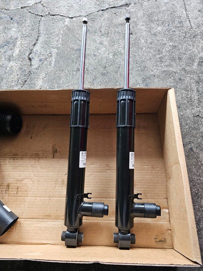 Absorber DCC Golf Gti MQB, Everything Else, Others on Carousell