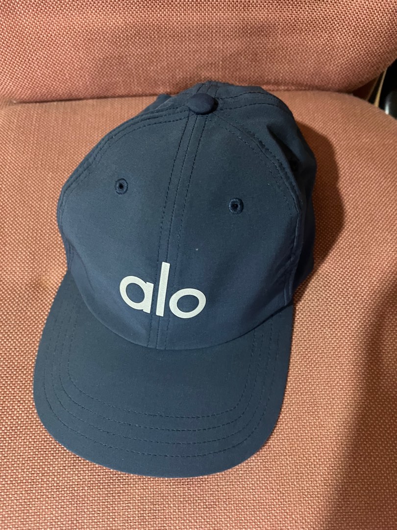 ALO YOGA CAP NAVY, Fesyen Wanita, Aksesoris di Carousell