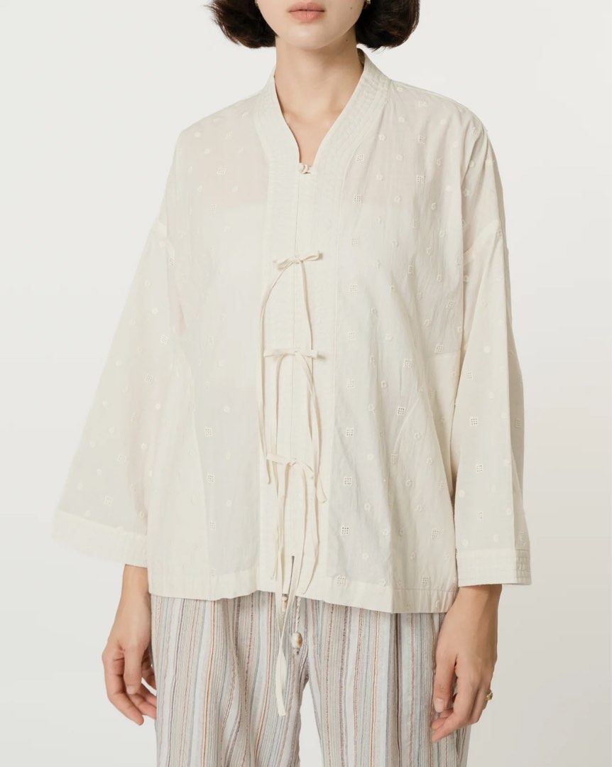 ANAABU MEMORY KNOT OUTER (FLORAL EMBROIDERY), Women's Fashion, Muslimah ...