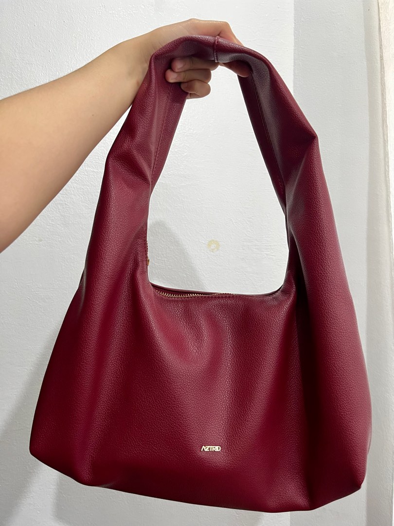 Aztrid Hobo Bag Medium in Deep Burgundy, Women's Fashion, Bags ...
