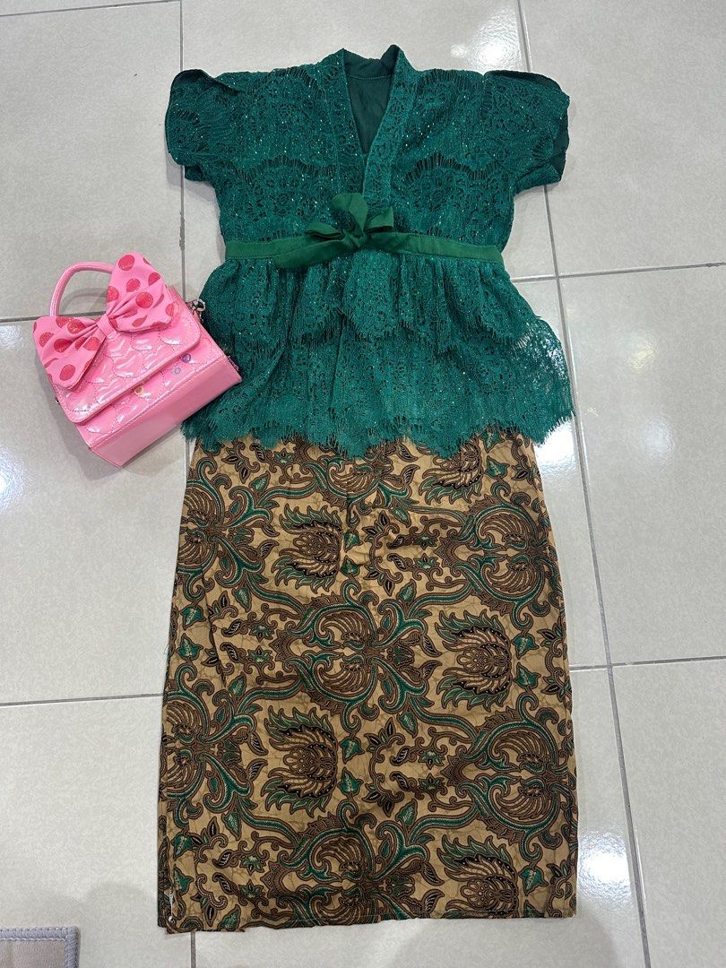 BAJU KEBAYA RAYA FOR KIDS, Babies & Kids, Babies & Kids Fashion on ...