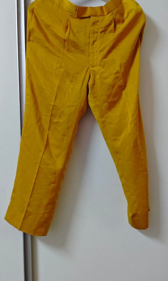 Baju melayu kuning castard, Men's Fashion, Muslim Wear, Baju Melayu on ...