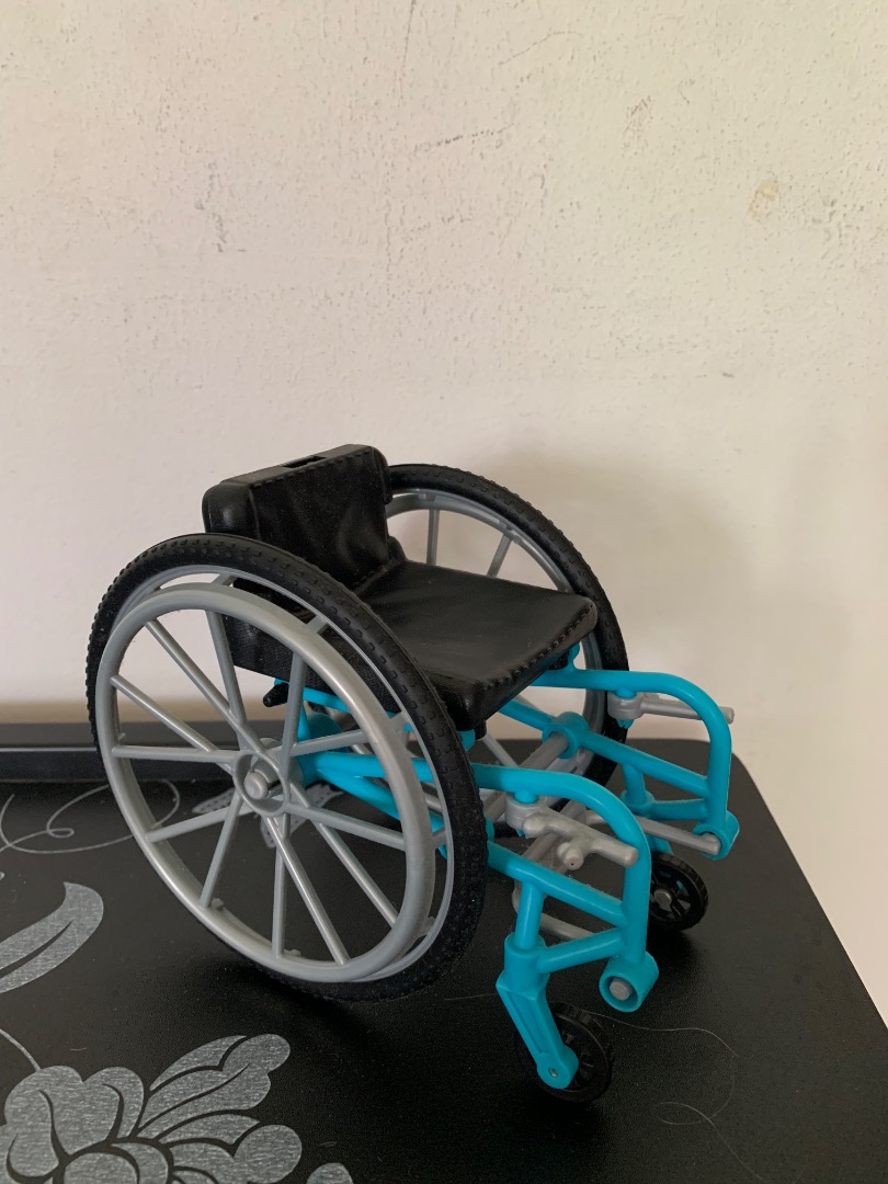 Barbie doll wheelchair doctor, Hobbies & Toys, Toys & Games on Carousell