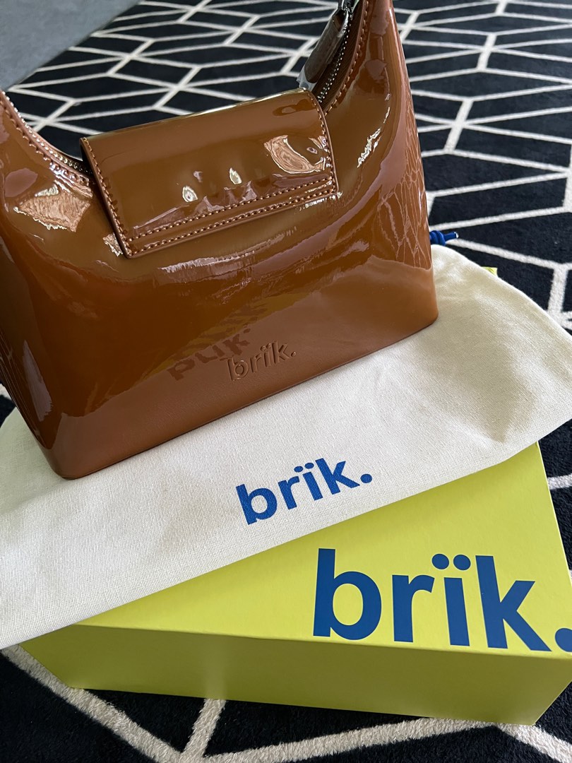BRIK UPSIZED CHROMA IN MACCHIATO (NEW), Women's Fashion, Bags & Wallets ...