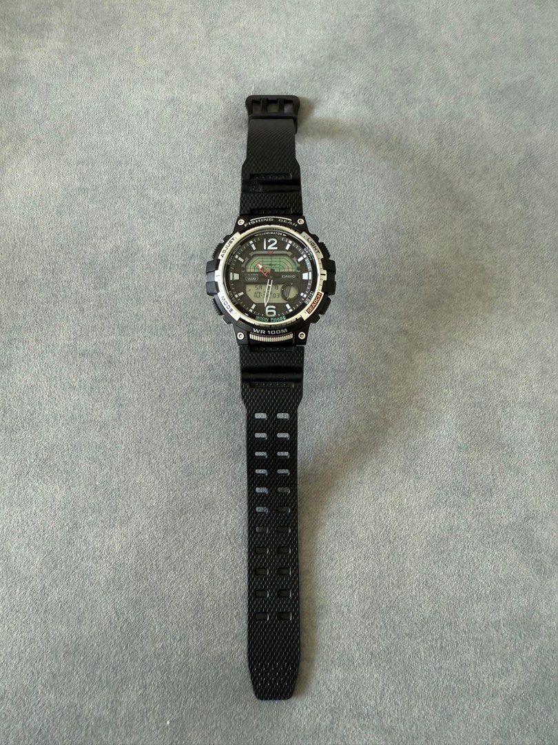 Casio WSC-1250H Digital Watch with Fishing Gear & Moon Phase, Men's ...