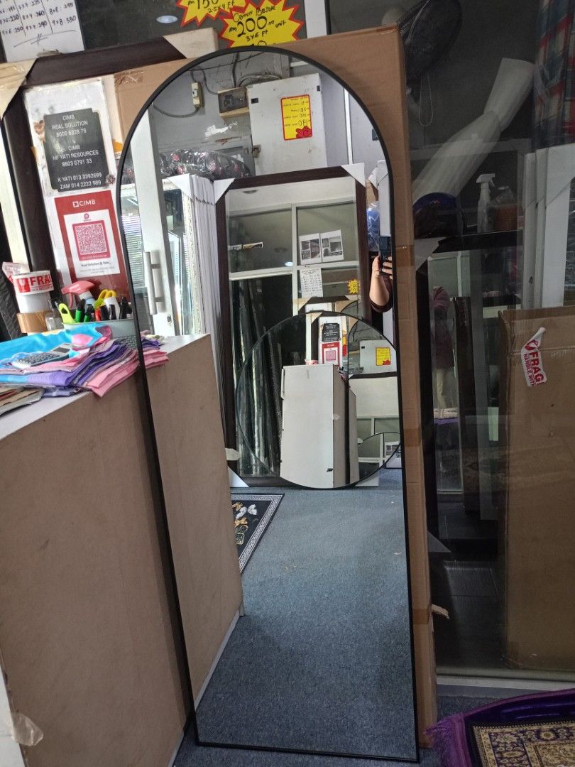 Cermin besar dinding stand, Furniture & Home Living, Home Decor ...