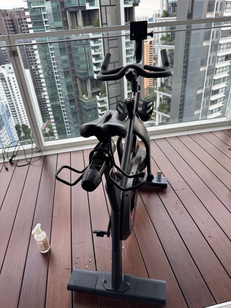 Cru cycle Stages spin bike, Sports Equipment, Exercise & Fitness ...