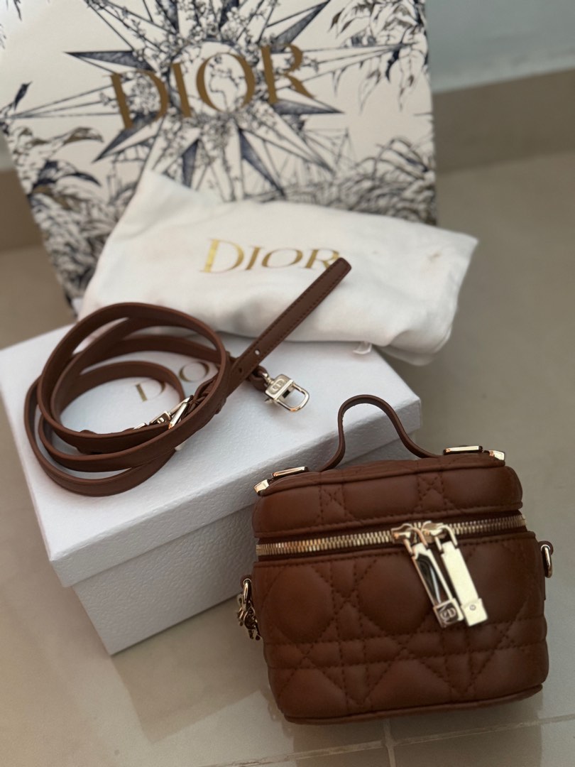 Dior Micro Vanity Case, Women's Fashion, Bags & Wallets, Cross-body ...
