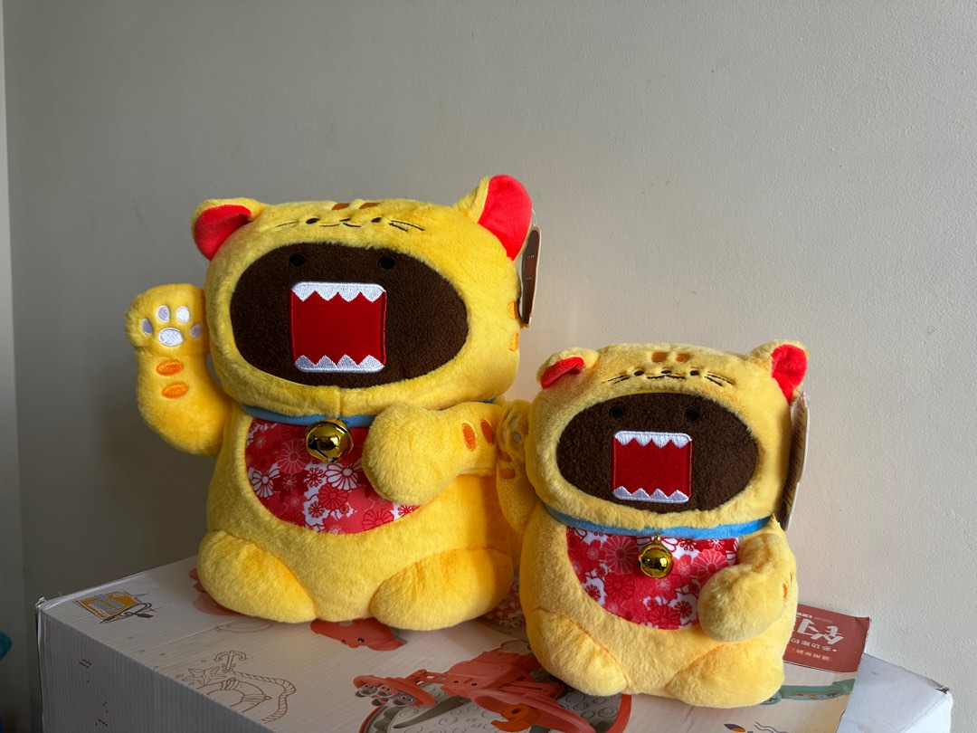 Domo Kun zhao cai mao cat soft toy, Hobbies & Toys, Toys & Games on Carousell