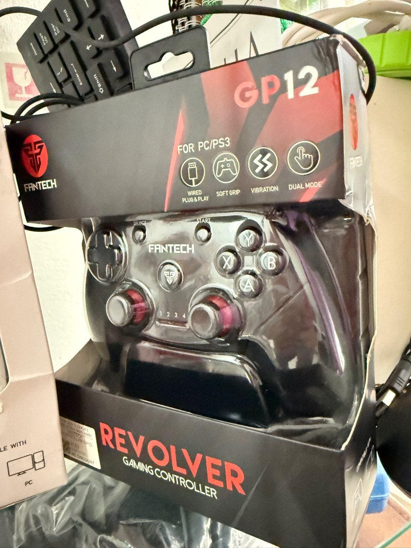 Fantech GP12 Revolver Analog Single Gamepad for PC/PS3/Android device ...