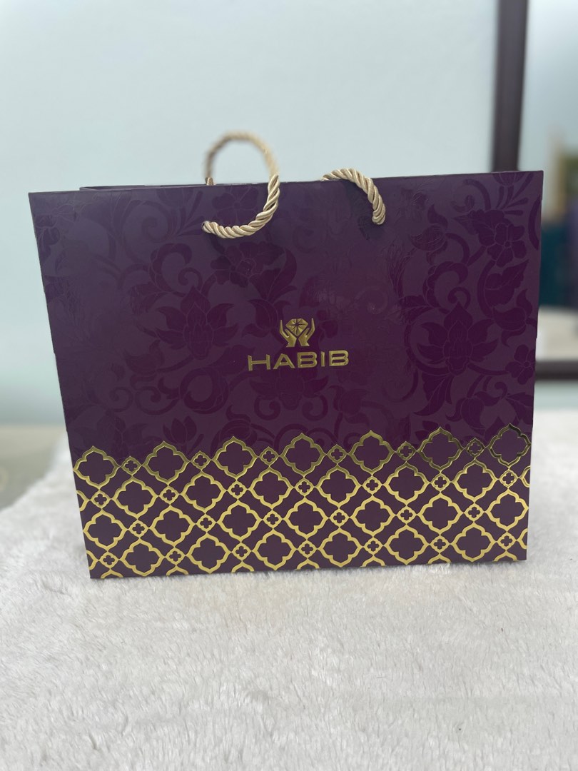 Habib Paper Bag and Bangle Box, Women's Fashion, Jewelry & Organisers ...