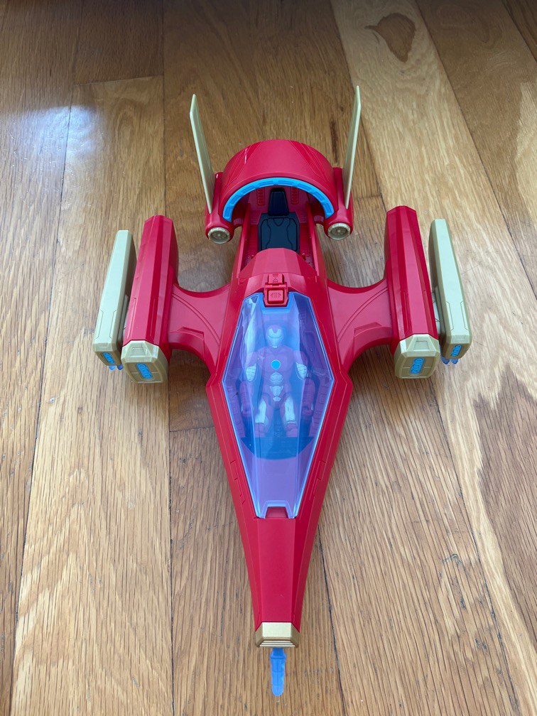 IRONMAN - Marvel Avengers Epic Hero Series Iron Man Repulsor Blast ...