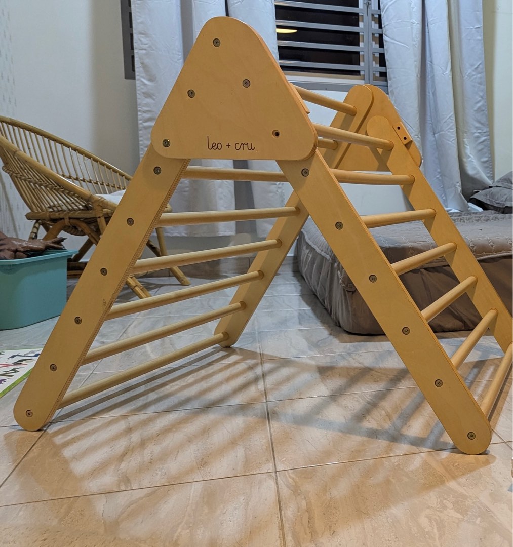 LEO +CRU FOLDI PICKLER CLIMBER, Babies & Kids, Baby Nursery & Kids ...