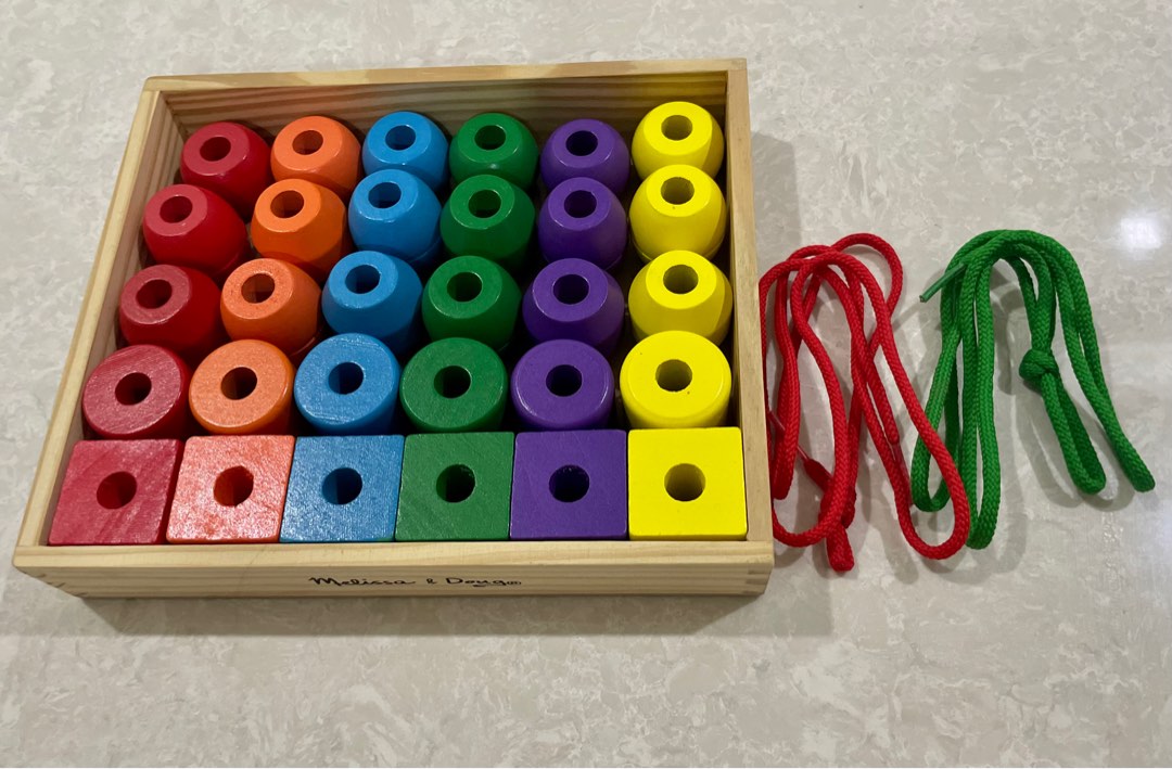 Melissa and Dough Threading Toy with 2 laces - Fine Motor Skill ...