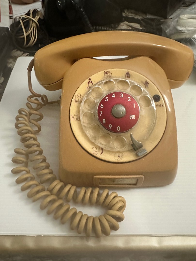 Old Vintage Telephone Set, Mobile Phones & Gadgets, Other Gadgets on ...