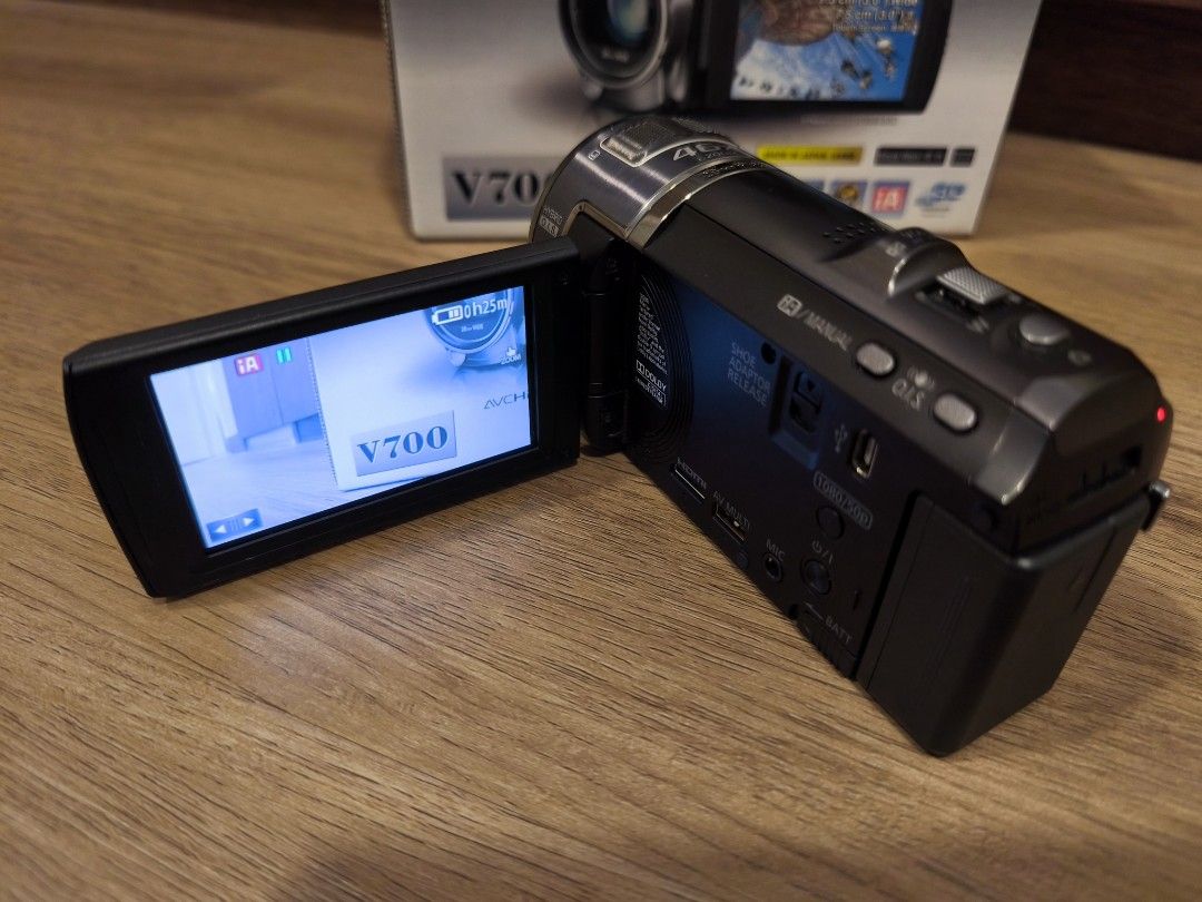 Panasonic HC-V700 Camcorder Full HD Video Camera, Photography, Video ...