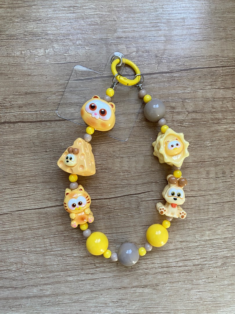 Phone Chain/Bag Charm - Garfield and Odie, Mobile Phones & Gadgets ...