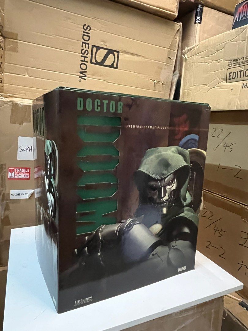 Sideshow Dr Doom on Throne Pf, Hobbies & Toys, Collectibles ...