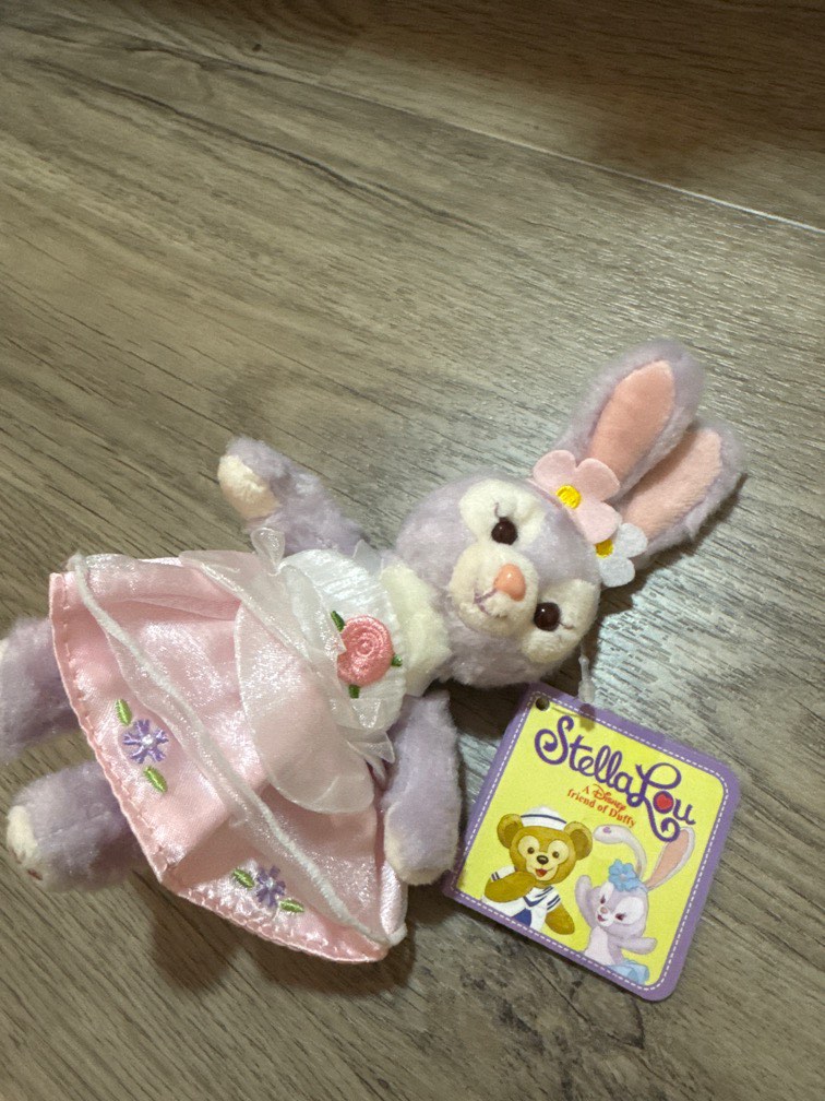 Tokyo Disneyland Stella Lou Keychain, Hobbies & Toys, Toys & Games on ...