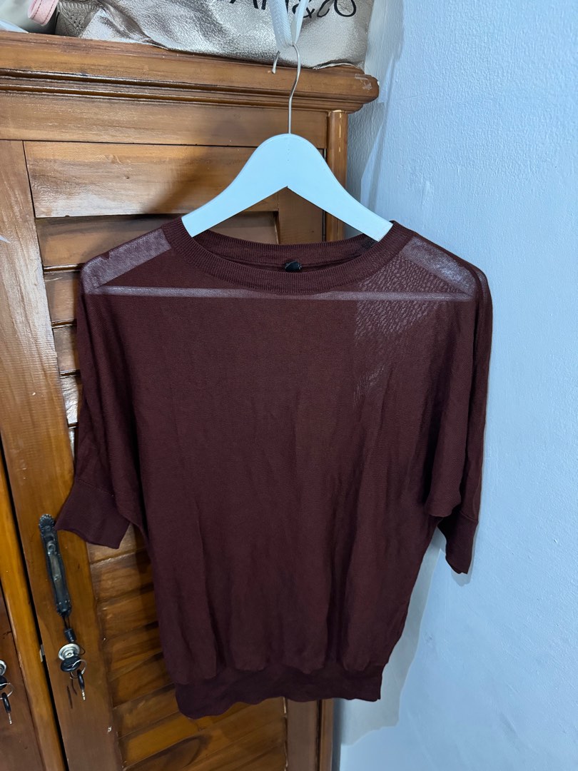 Top jaring jaring, Fesyen Wanita, Pakaian Wanita, Baju Luaran di Carousell