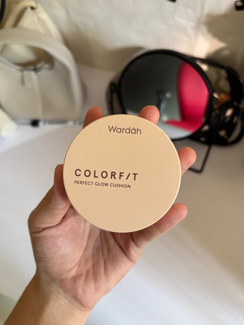 WARDAH COLORFIT PERFECT GLOW CUSHION CODE PINK FAIR, Beauty & Personal ...