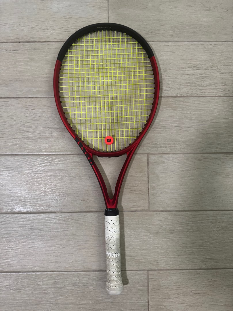 Wilson Clash Pro 100 v2 (Grip 3), Sports Equipment, Sports & Games ...
