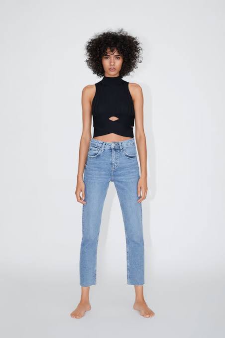 Zara High Rise Jeans, Women's Fashion, Bottoms, Jeans on Carousell