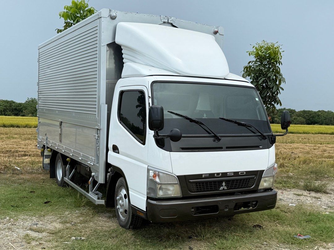 14.5ft Wingvan Fuso Canter wide body 4M50 engine turbo, Special ...