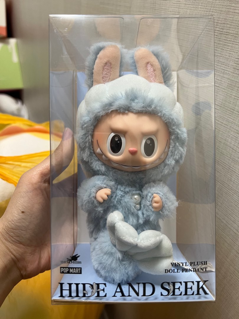 全新 靚樣 labubu merbubu 魚尾獅 新加坡限定 白標正品, 興趣及遊戲, 玩具 & 遊戲類 - Carousell